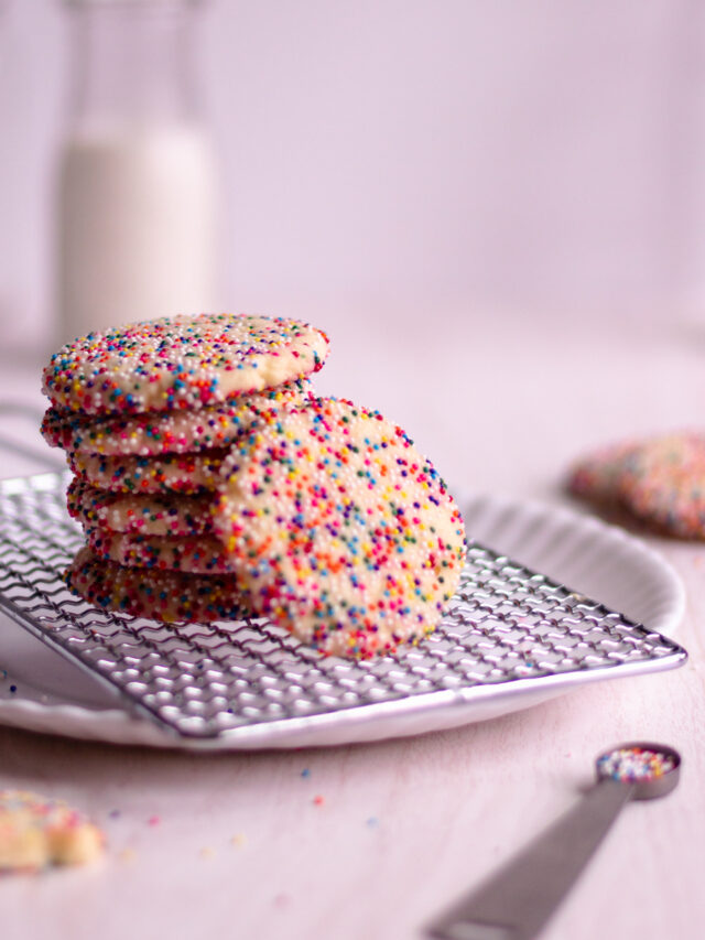 Easy Mini Sugar Cookies - The Frosted Kitchen