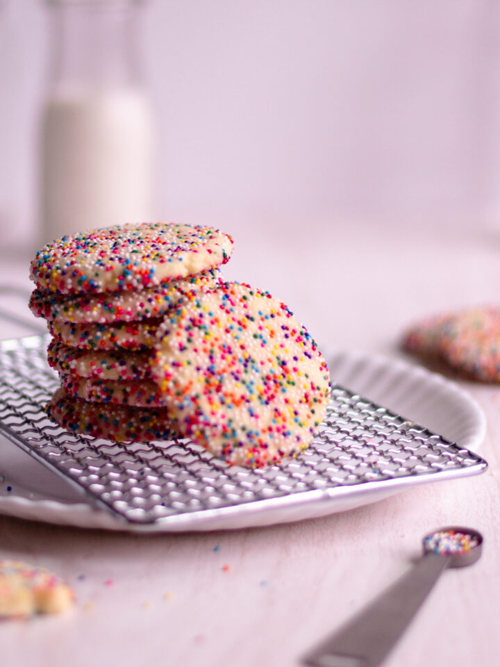Easy Mini Sugar Cookies - The Frosted Kitchen
