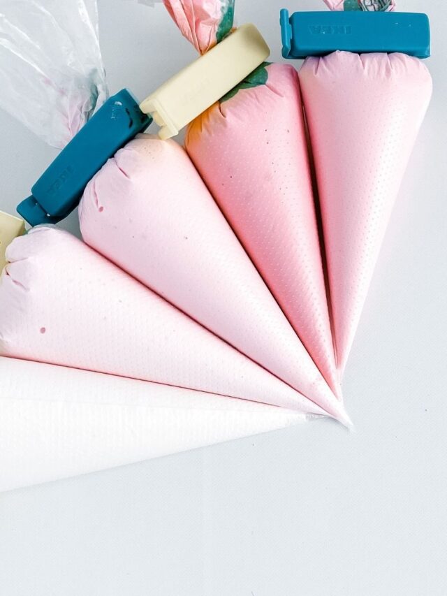 How to Dry Royal Icing Cookies Fast - The Frosted Kitchen