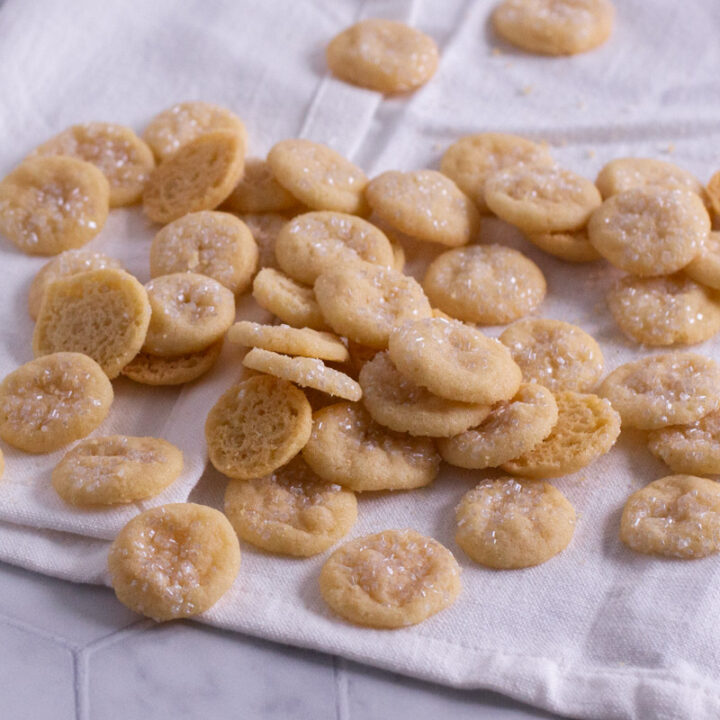 Easy Mini Sugar Cookies - The Frosted Kitchen