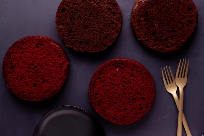 Red Velvet vs Chocolate: What is the Difference? - The Frosted Kitchen
